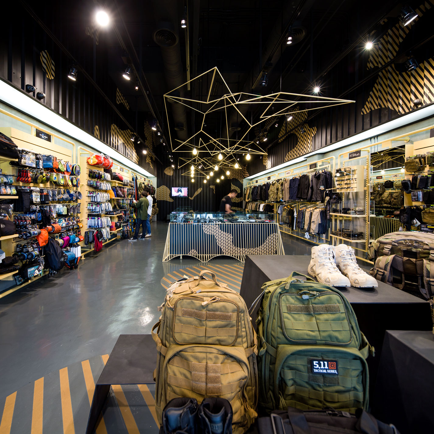 Tank Store, Mega Bangna (Complete images) – Supermachine Studio