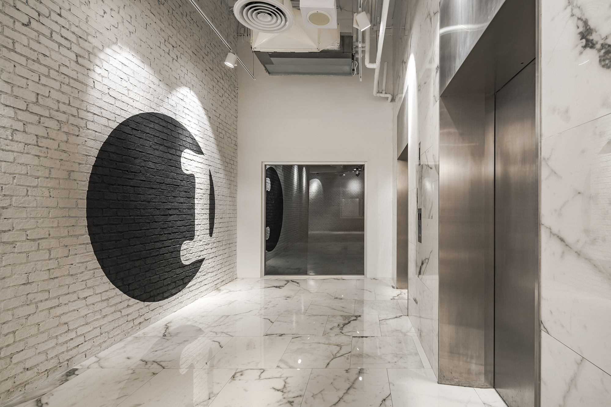 OSOTSPA office P3 – Supermachine Studio