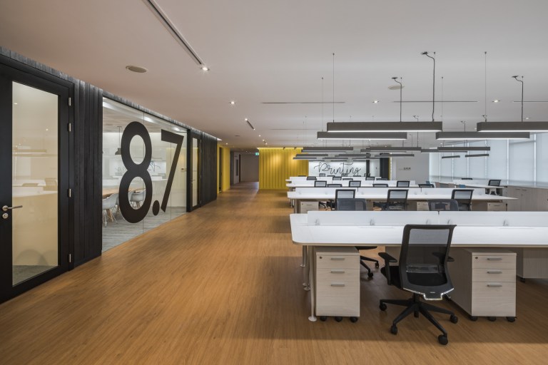 OSOTSPA office P3 – Supermachine Studio